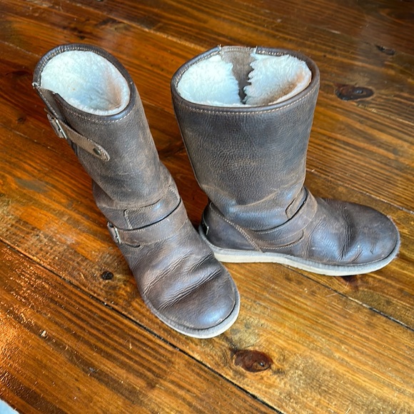 UGG | Shoes | Ugg Australian Brown Leather Double Buckle Boots | Poshmark